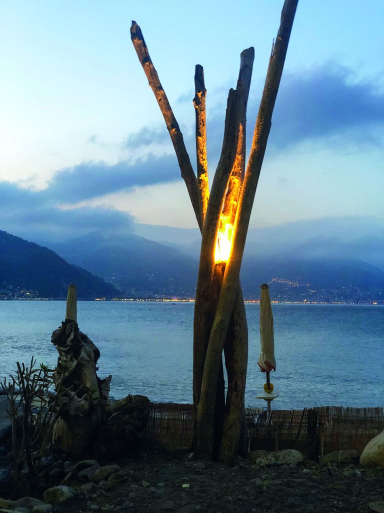 Laigueglia: a Capo Mele, il Museo della Spiaggia e sulla spiaggia ...